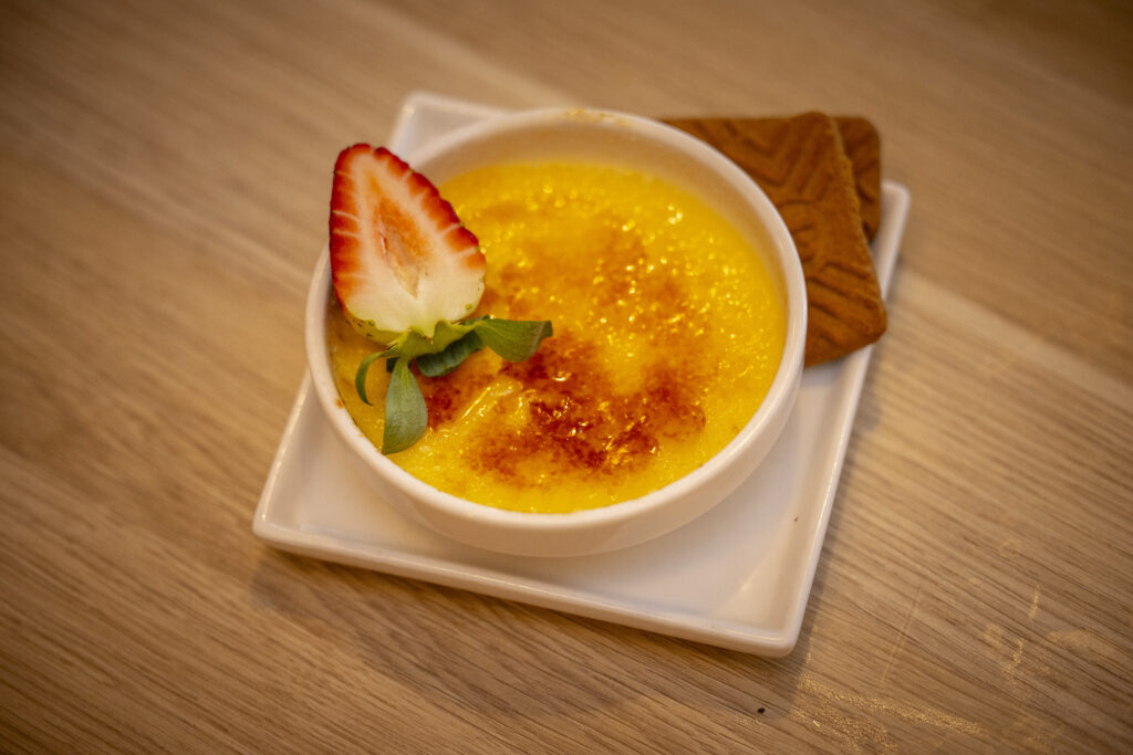 Eat & Drink | Bistro & Bar | The Sun Hotel